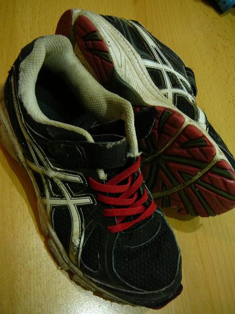 Chlapcenske botasky, asics,32 - Darujem od predávajúcej luciakk | Bazár ...