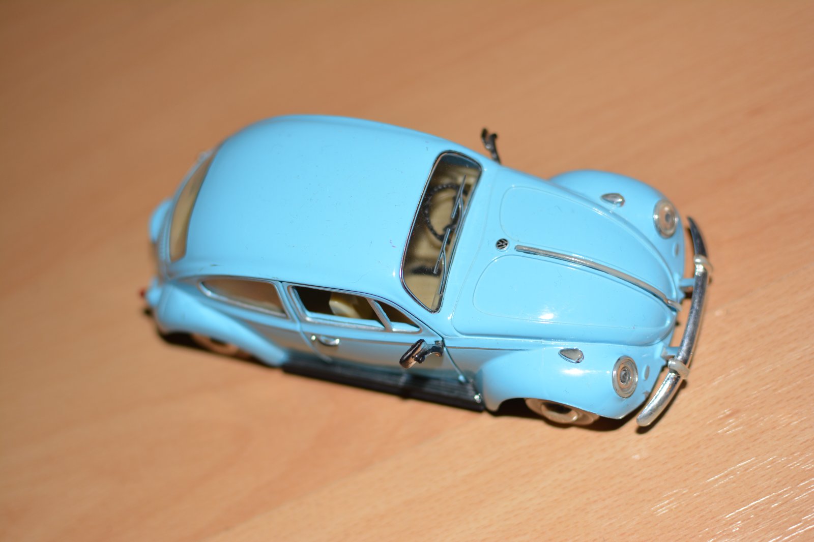 Zberatelske auto volswagen käfer beetle chrobak, - 7 € od predávajúcej ...