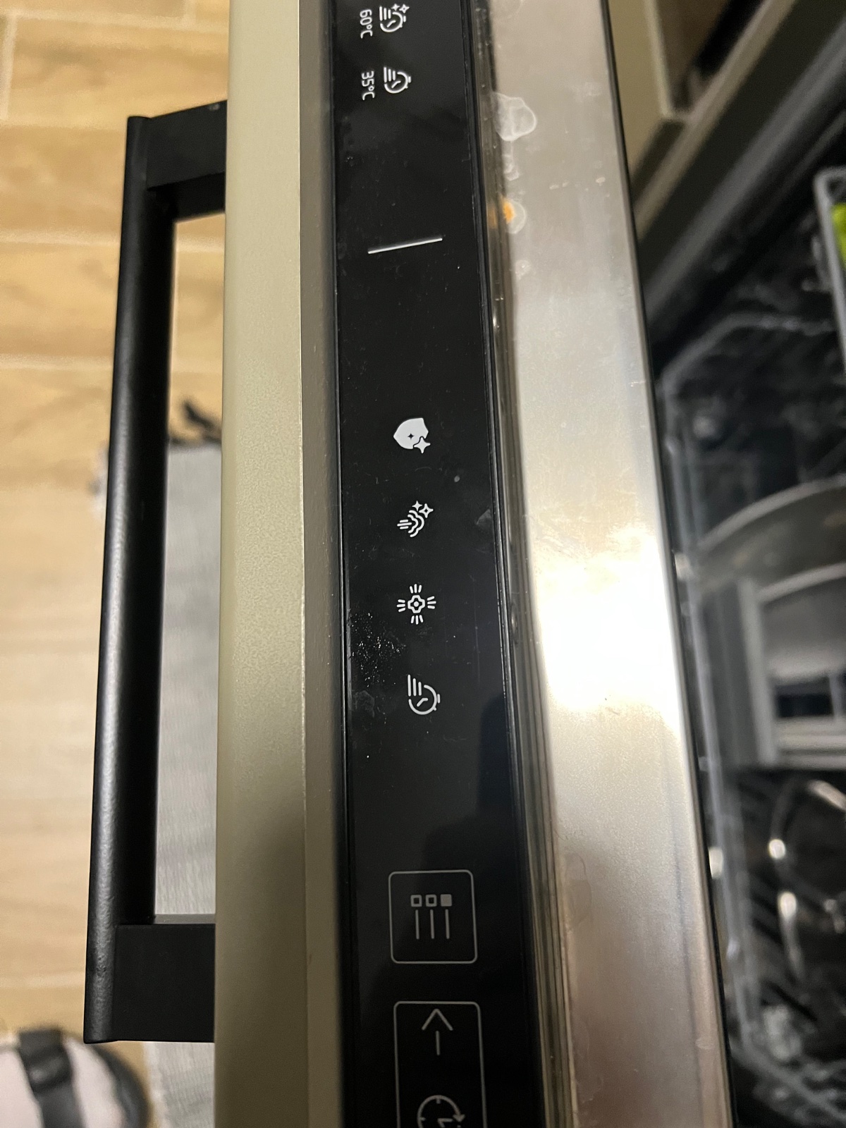 Beko BDIN36520Q kontrolky - Modrý koník