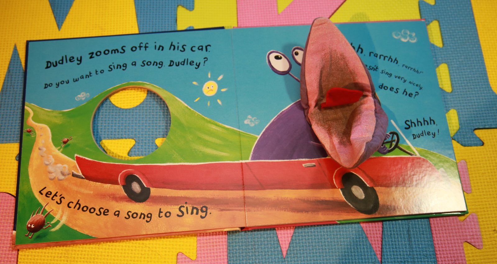 Hello dudley pevná väzba - 3a, - 6,80 € od predávajúcej anjelik1212 ...