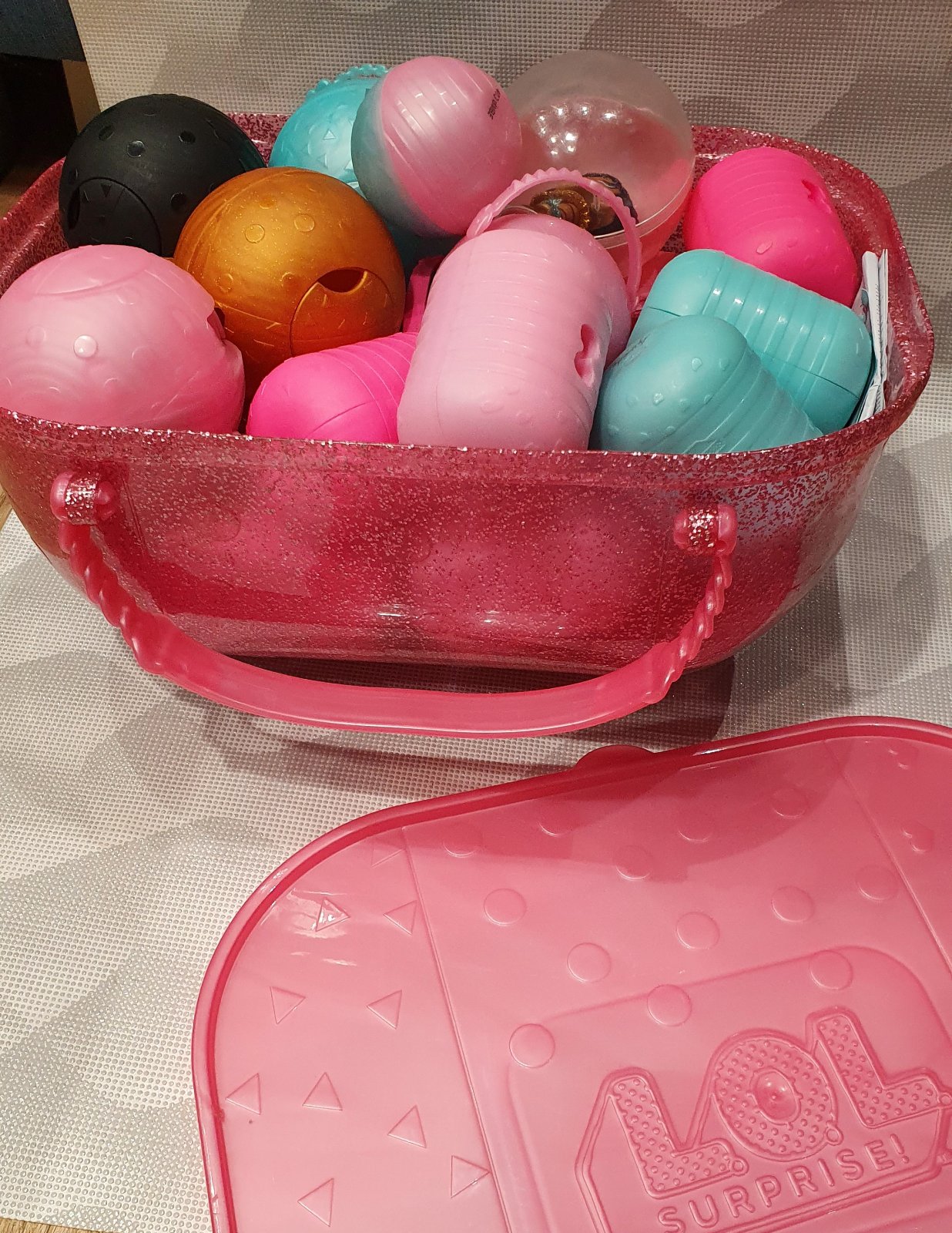 Lol bábiky 5x , mačky 1x , bábo 1x, - 45 € od predávajúcej bambuch ...