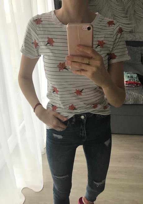 Tricko s kvetinkami, s - 4 € od predávajúcej sofkabarbie | Bazár ...